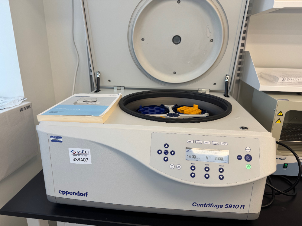 Eppendorf 5910R Refrigerated Centrifuge | Surplus Solutions